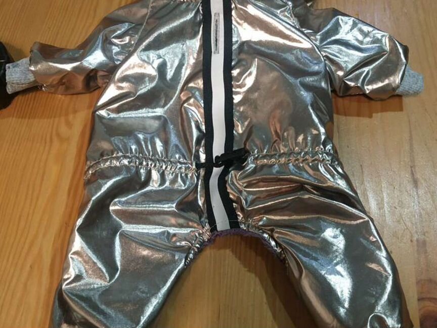 Комбинезон для маленькой собаки