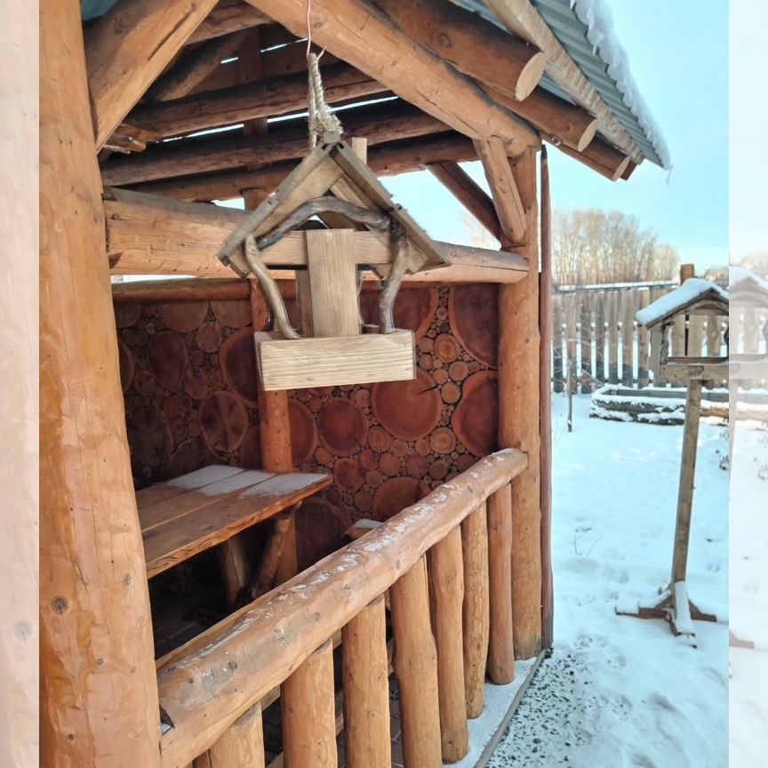 Кормушка для птиц из дерева