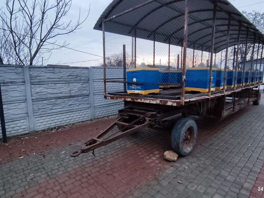 Пчелоприцеп