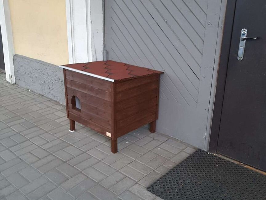 Уличный домик для кошек