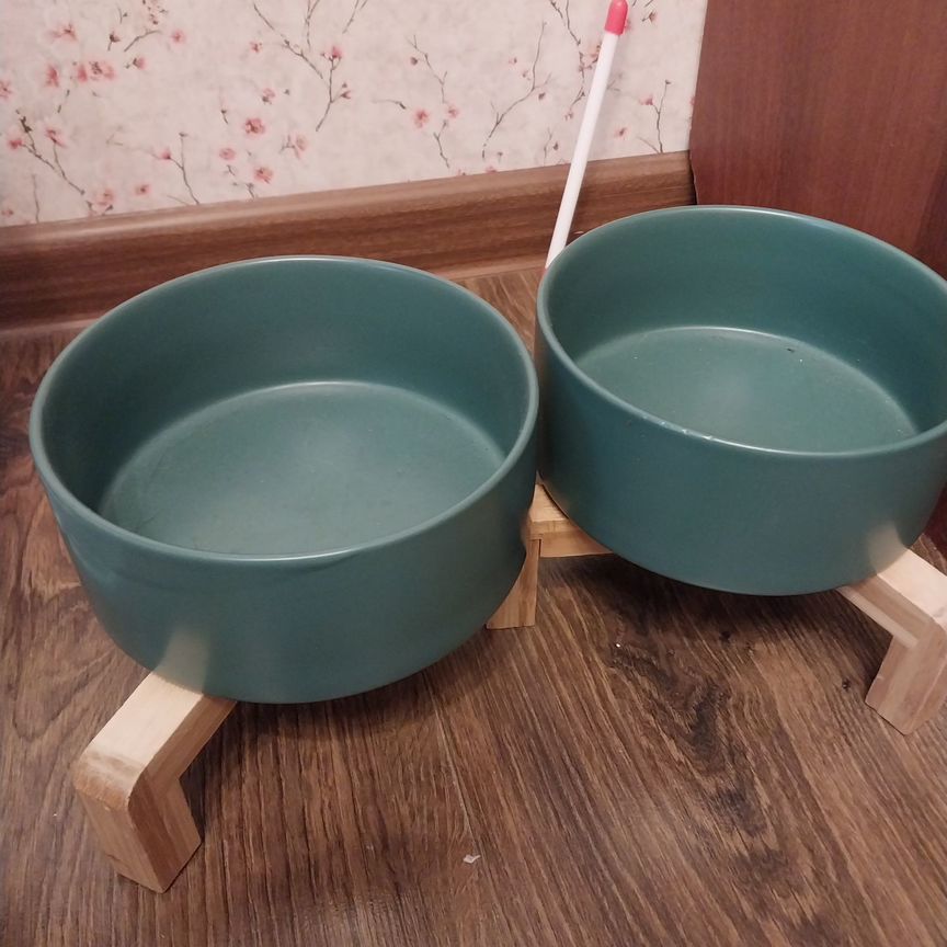 Керамические миски для животных с подставкой