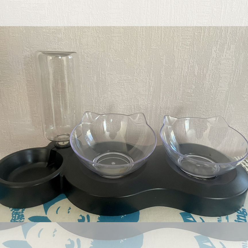 Миска для кошек и собак