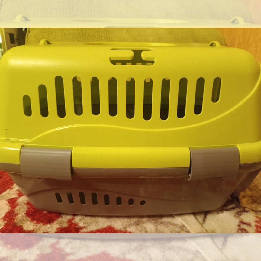 Переноска для кошек пластиковая бу