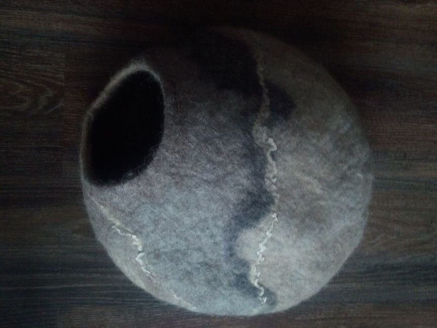 Шерстяная пещера ручной работы