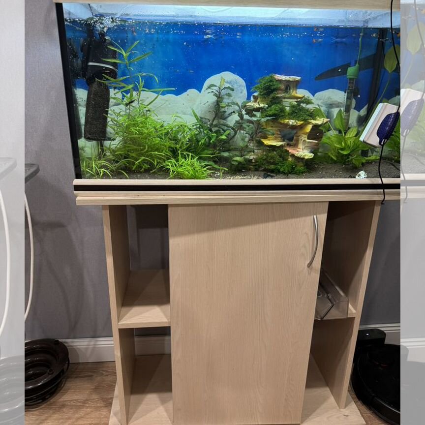 Аквариум с тумбой