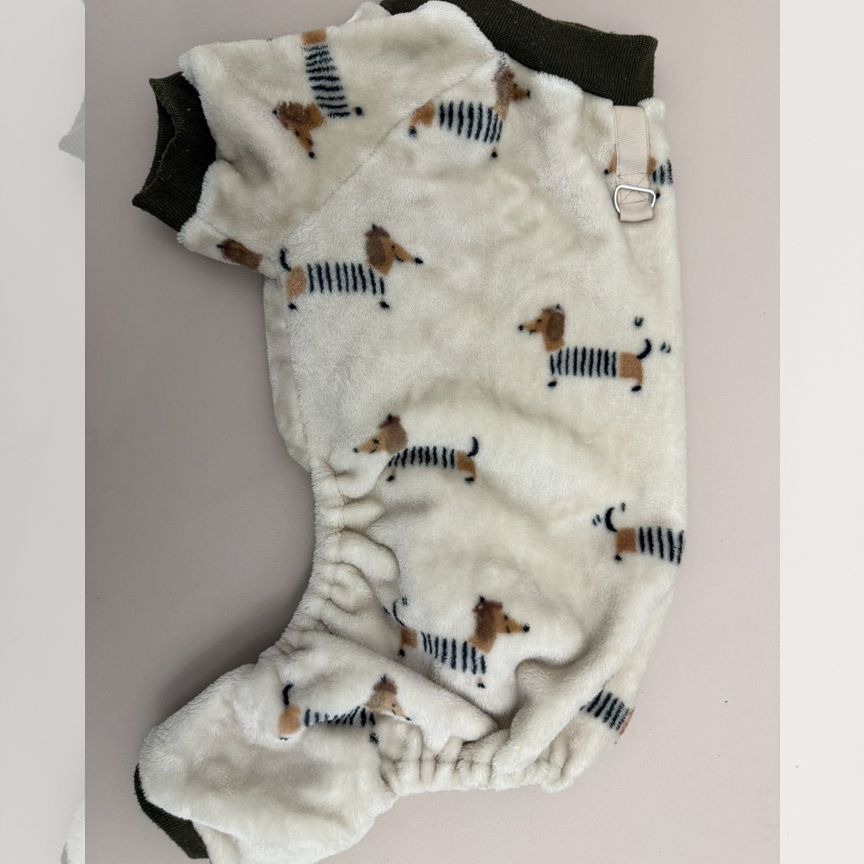 Комбинезон для собаки