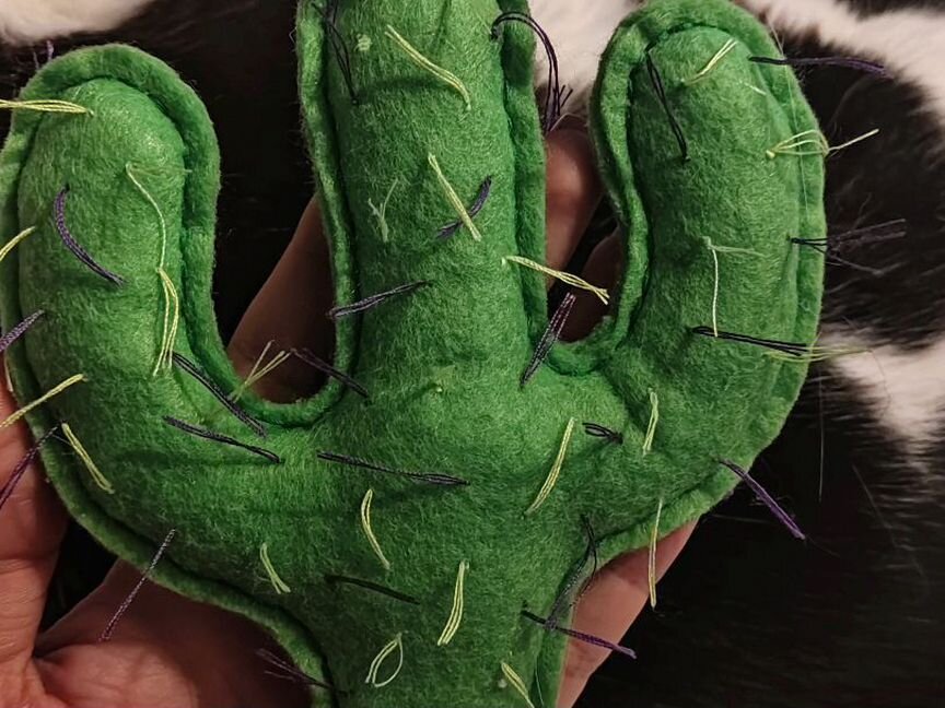 Игрушки для кошек с кошачьей мятой