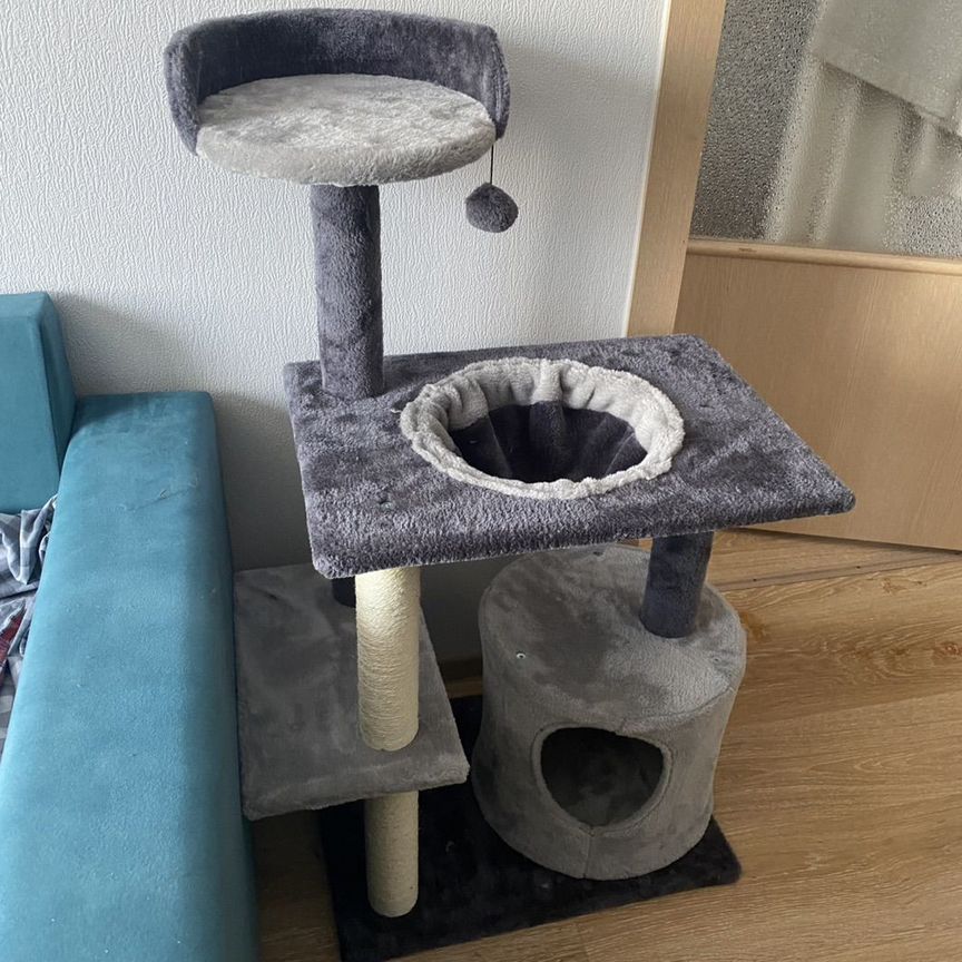 Домик для кошек,новый