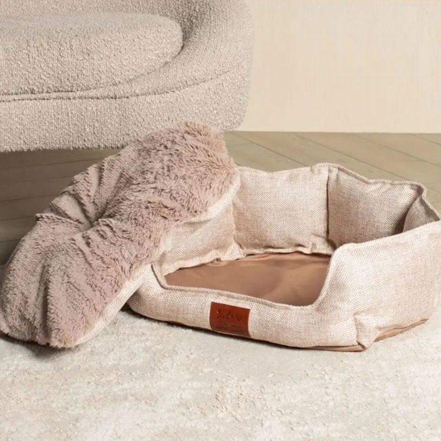 Лежанка для кошек и собак мелких пород