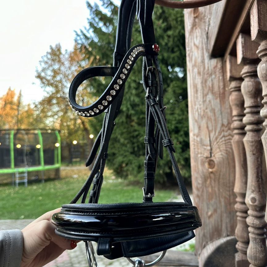 Оголовье для лошади Kieffer со стразами Swarovski