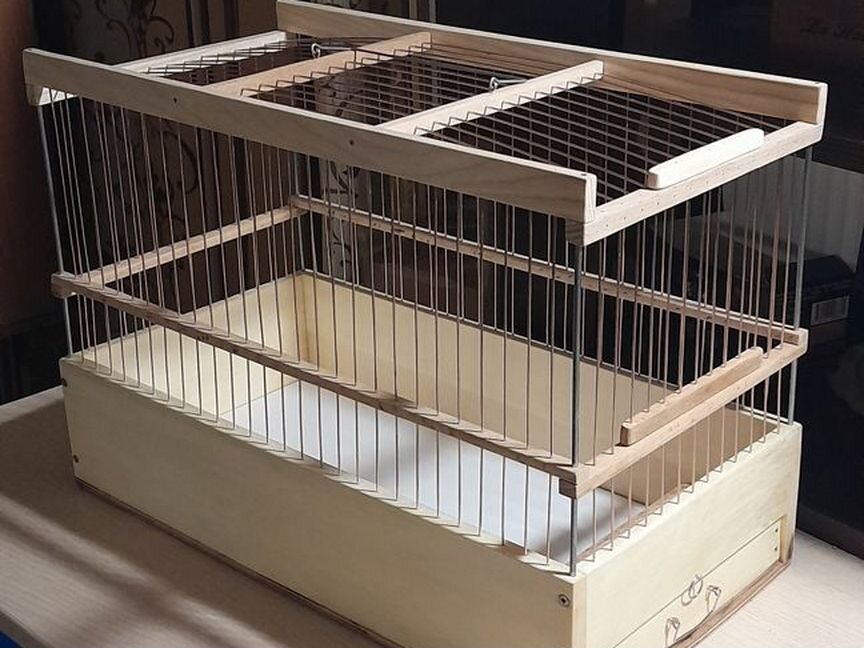 Клетка для содержания певчих птиц