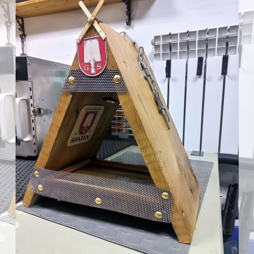 Кормушка для птиц из дерева