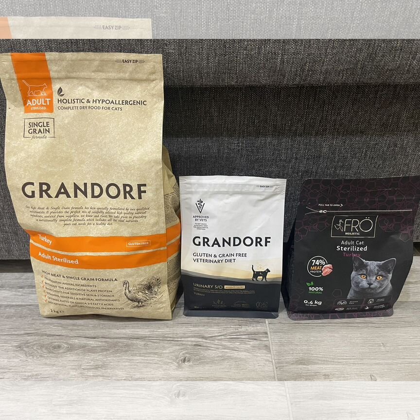 Корма для кошек