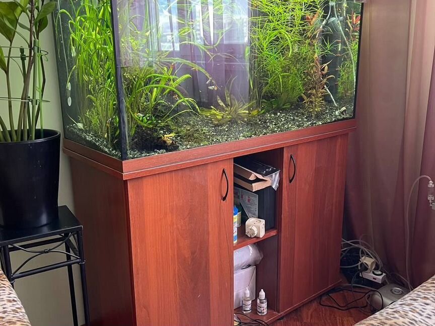 Аквариум с тумбой 180 литров