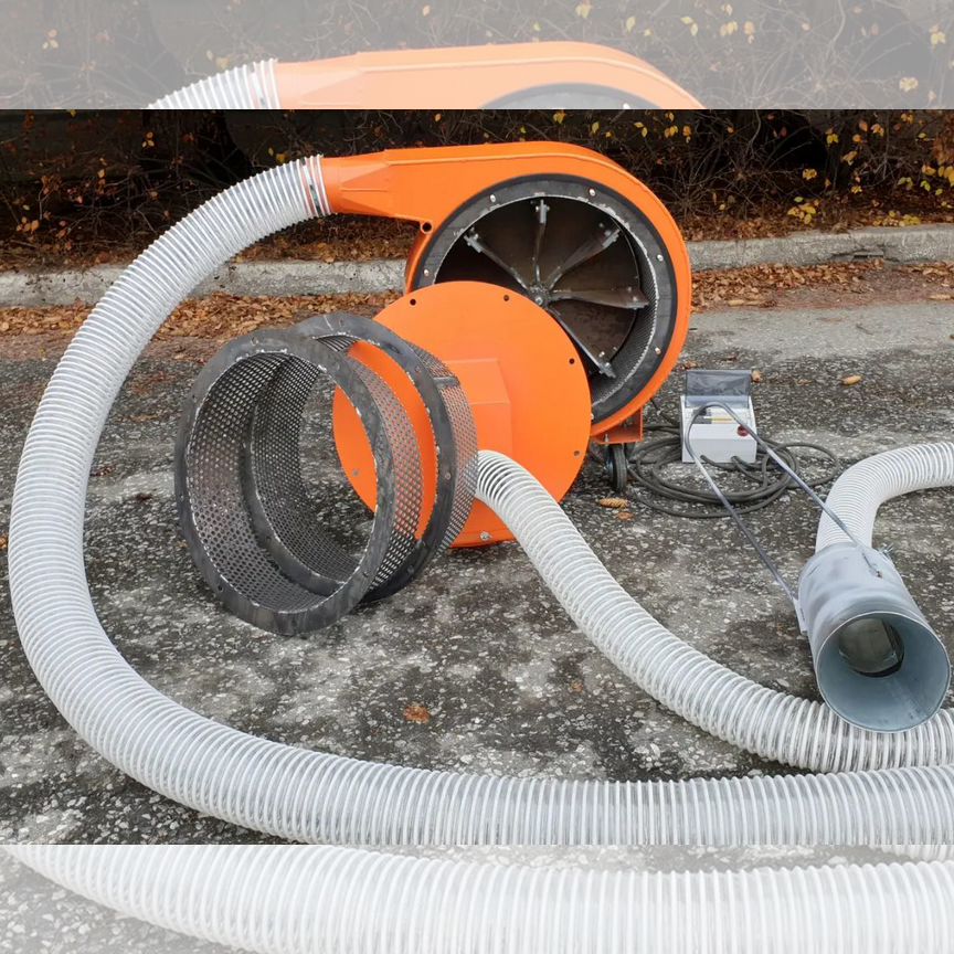 Зернодробилка пневматическая