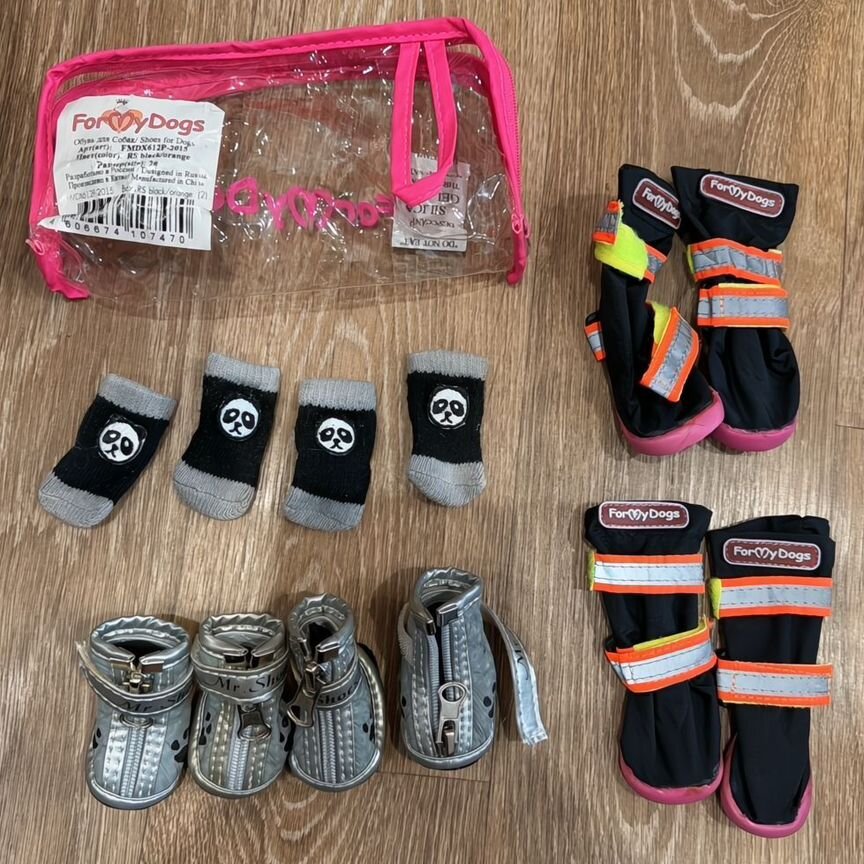 Обувь для маленьких собак