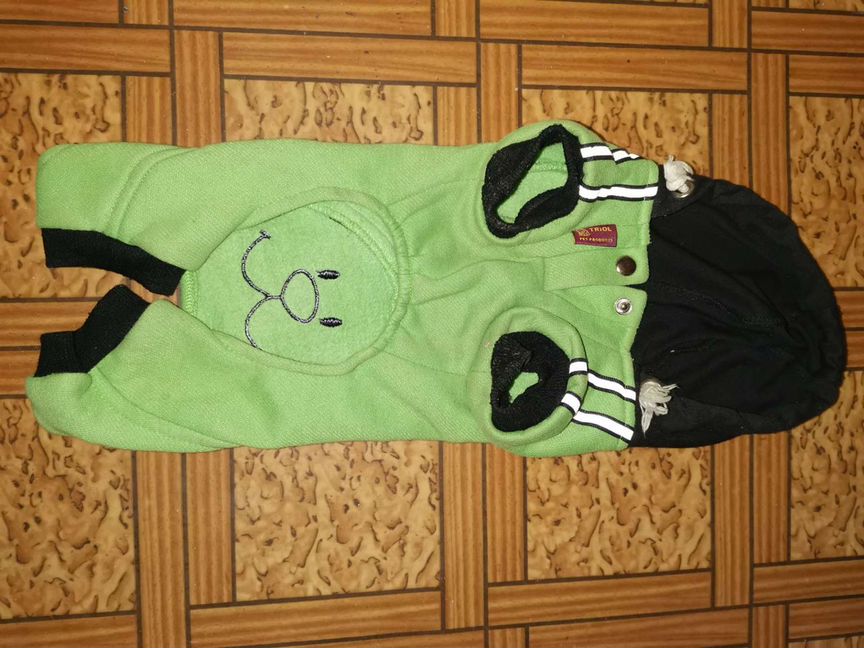 Комбинезон для маленькой собачки