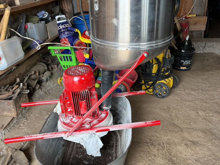 Зернодробилка 380 В