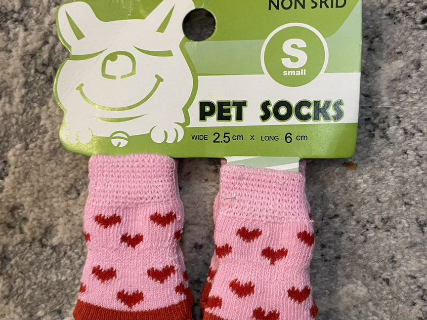 Продам носочки для собак
