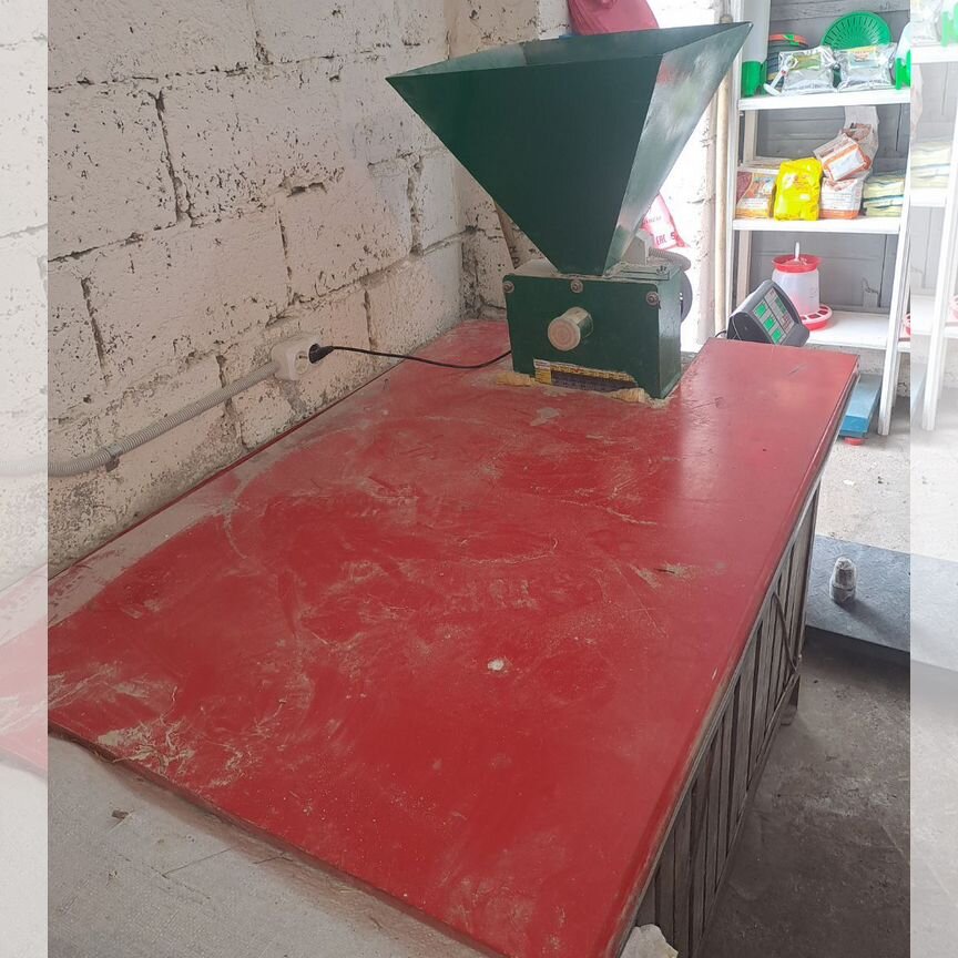 Крупорушка зернодробилка