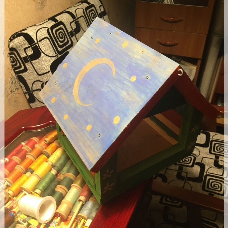 Кормушка для птиц бронь Ольга