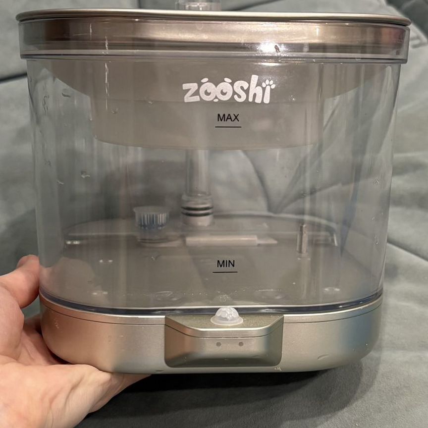 Фонтан поилка для кошек и собак Zooshi