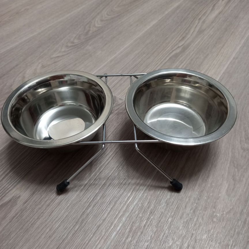 Миски на подставке