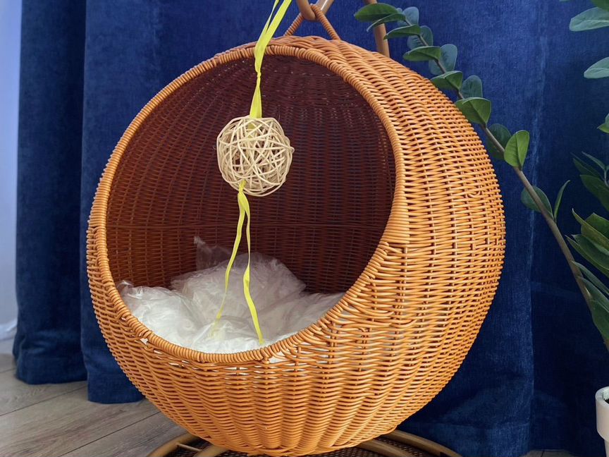 Лежанка для собак и кошек