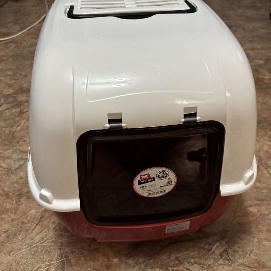 Лоток для кошек закрытый