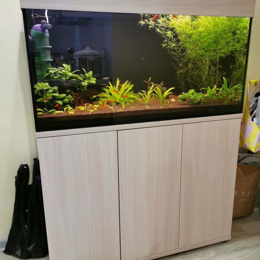 Аквариум с тумбой