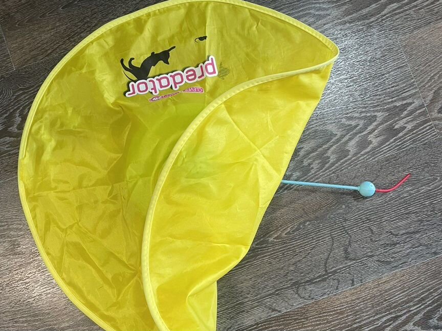 Электронная игрушка для кошек predator