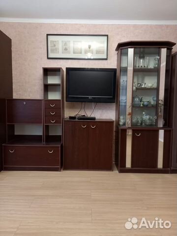 Стенка в гостиную, сервант для Посуды купить в Санкт-Петербурге ...