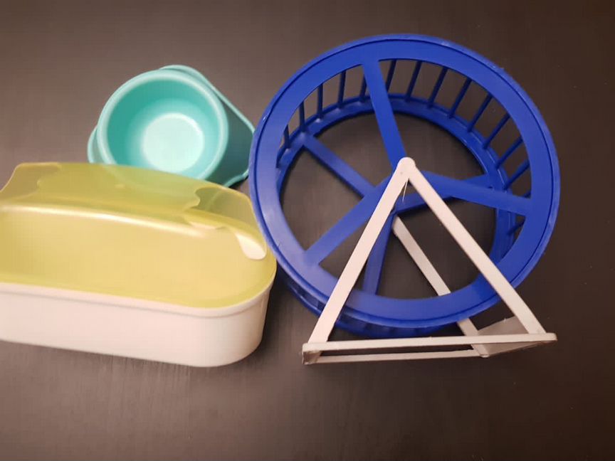 Вещи для хомячка