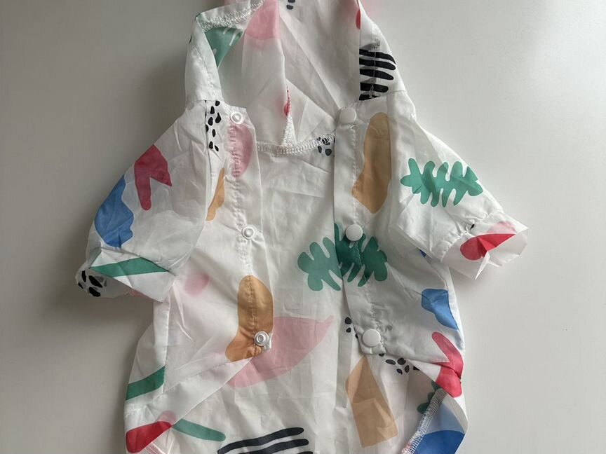 Плащ для маленьких собак