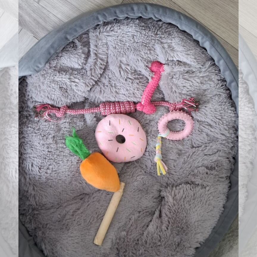 Продам лежанку новую