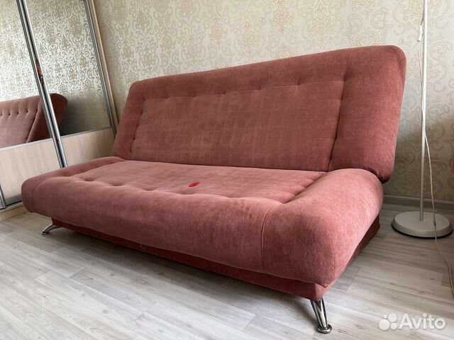 Диван двуспальный раскладной , ширина 210, глубина 150, высота 40 , б/у ...