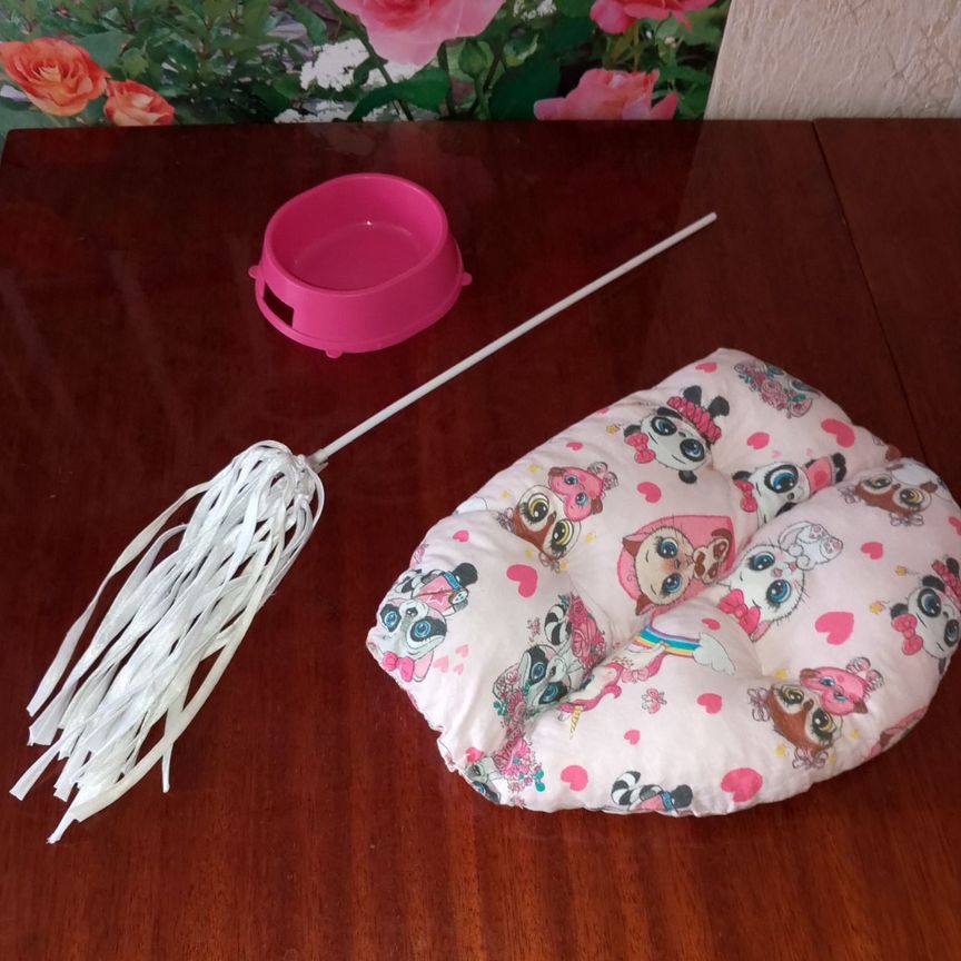 Лежанка, миска, махалка