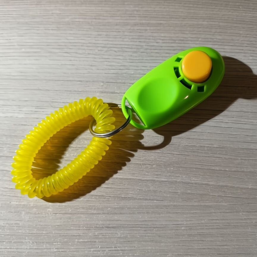 Кликер для дрессировки собак