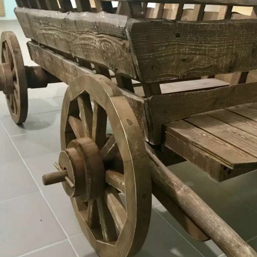 Телега для лошади