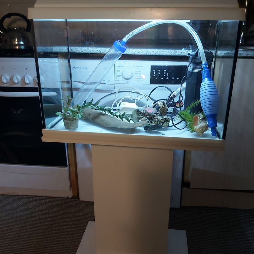 Аквариум juwel на 70 л с тумбой