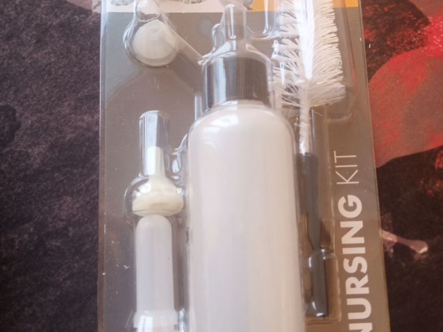 Бутылка с соской для маленьких животных