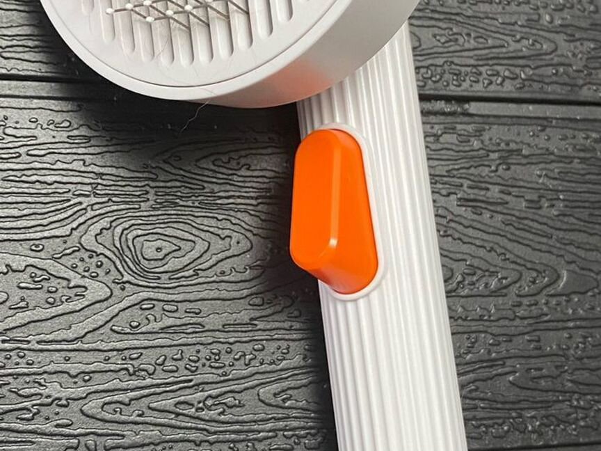 Щетка-чесалка для кошек и собак Pet Grooming Brush
