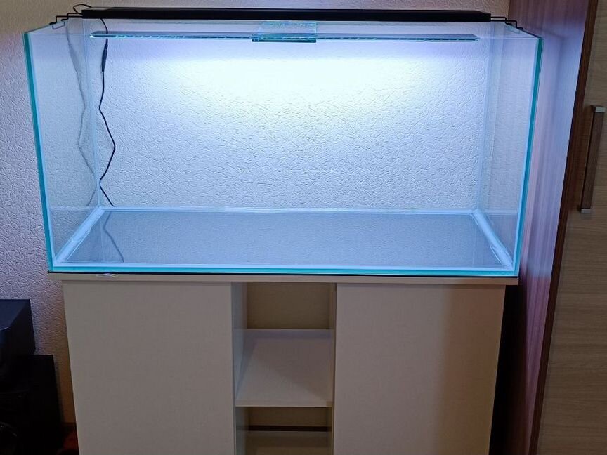 Аквариум с тумбой 200 литров