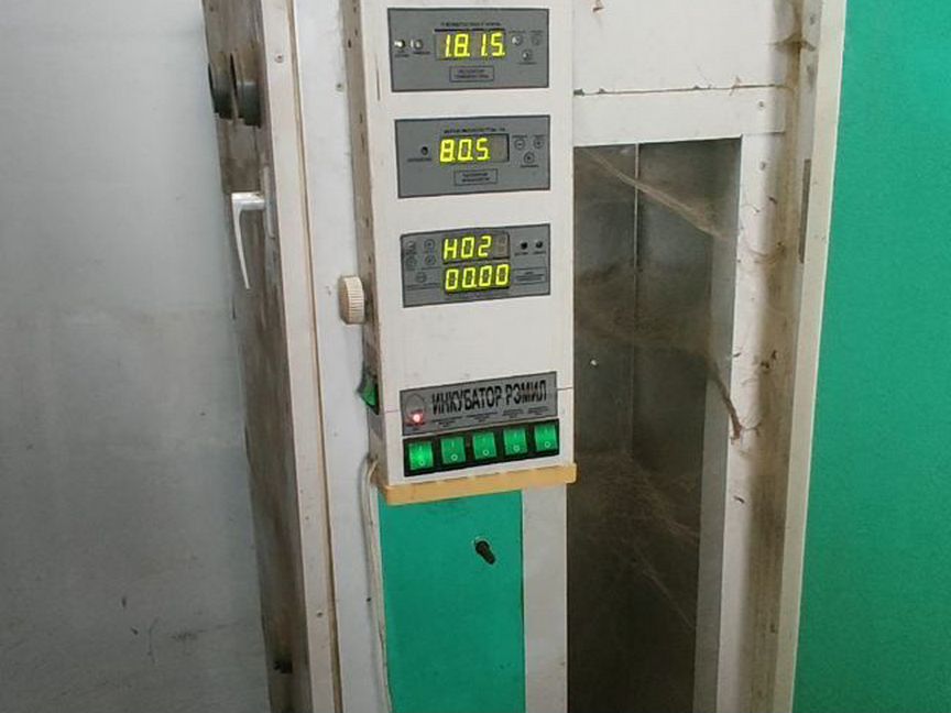 Продам инкубатор