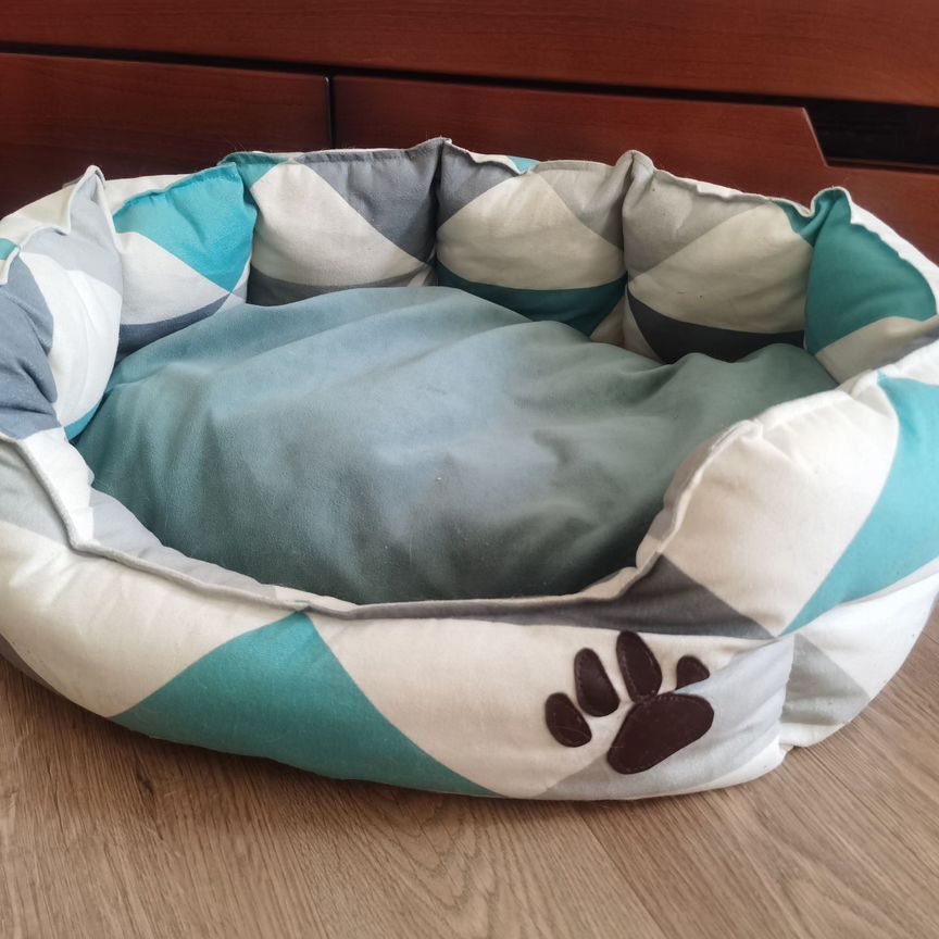 Лежанка для животных бу