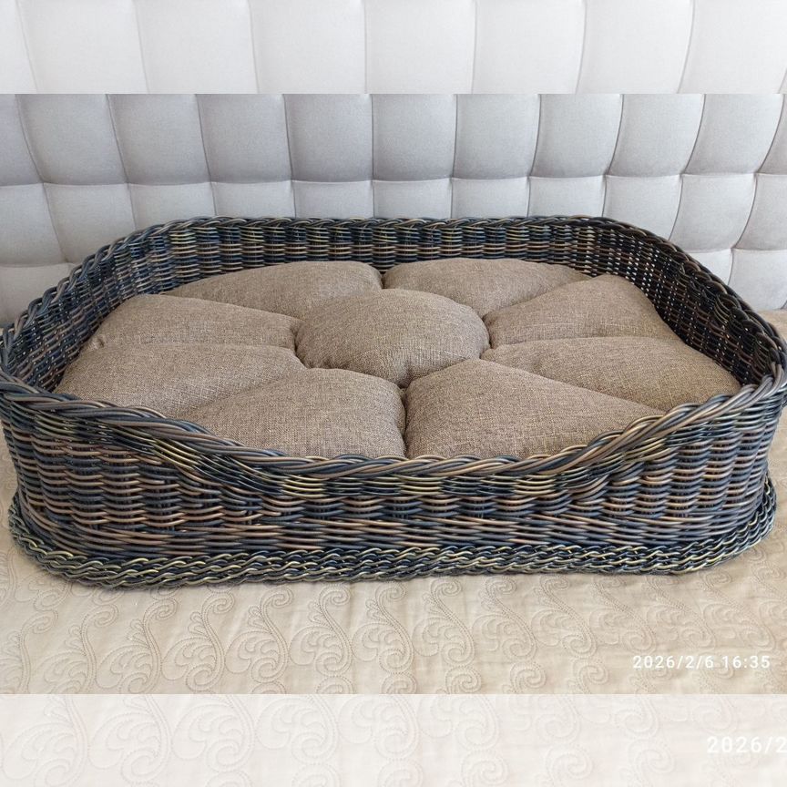 Лежанка для собак мелких и средних пород