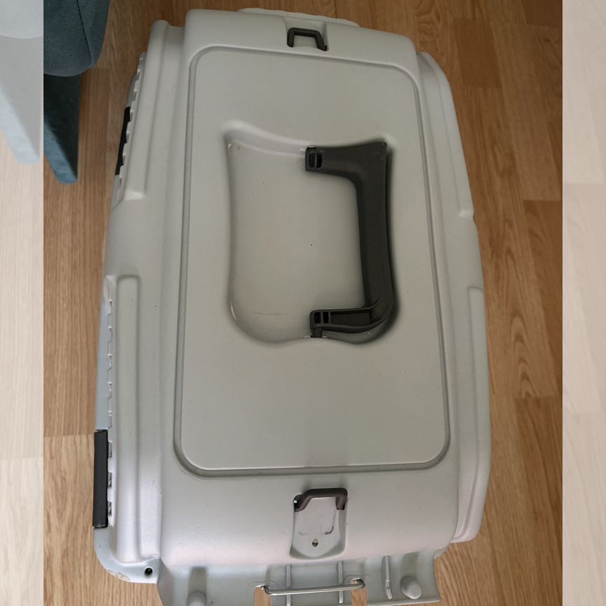 Переноска для кошек и собак мелких пород