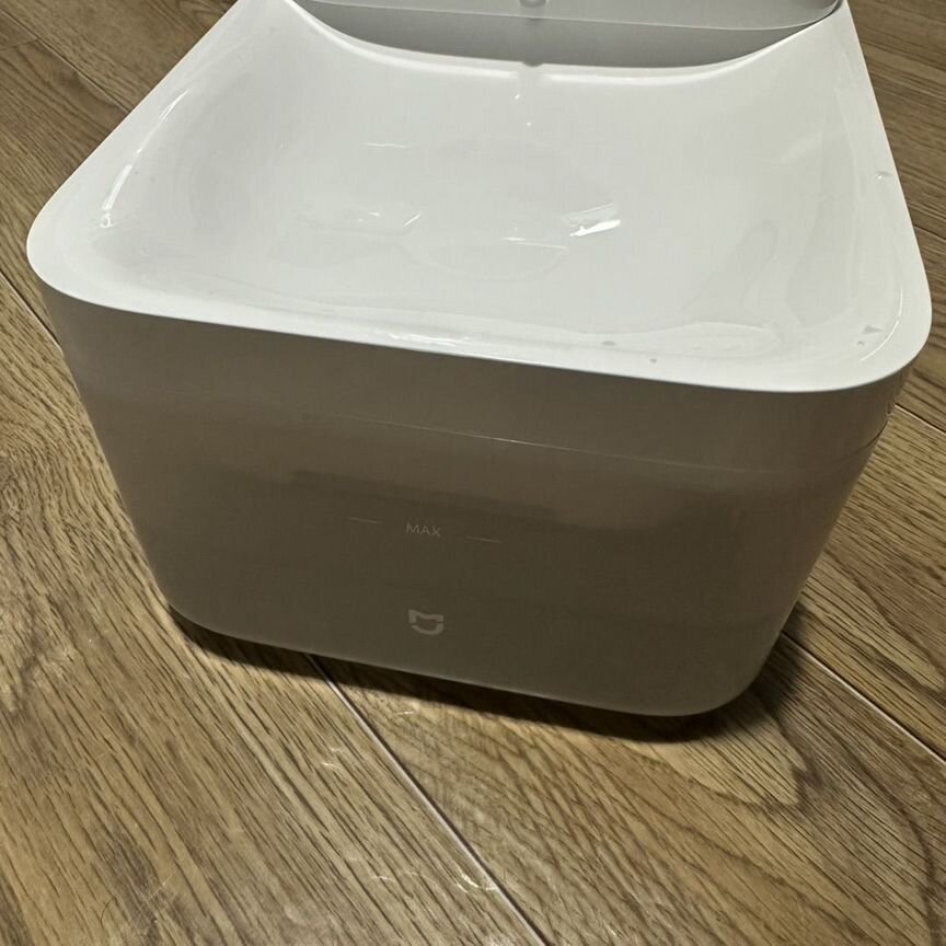 Продам поилку Xiaomi Mijia SMART Pet