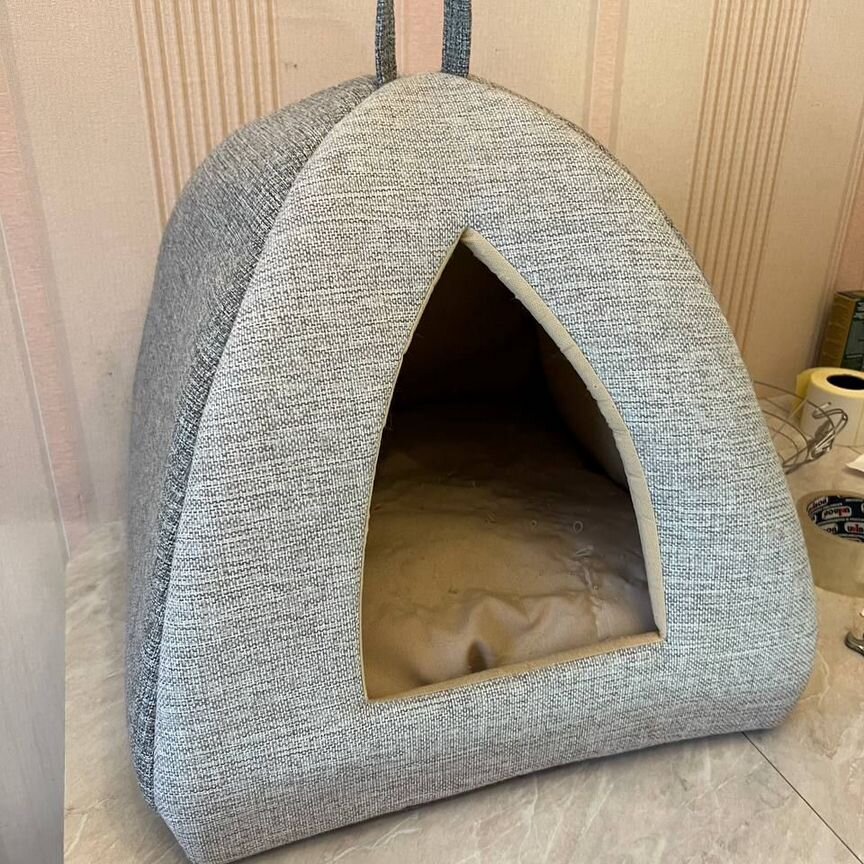 Кошачий домик / лежанка для кота, бесплатно