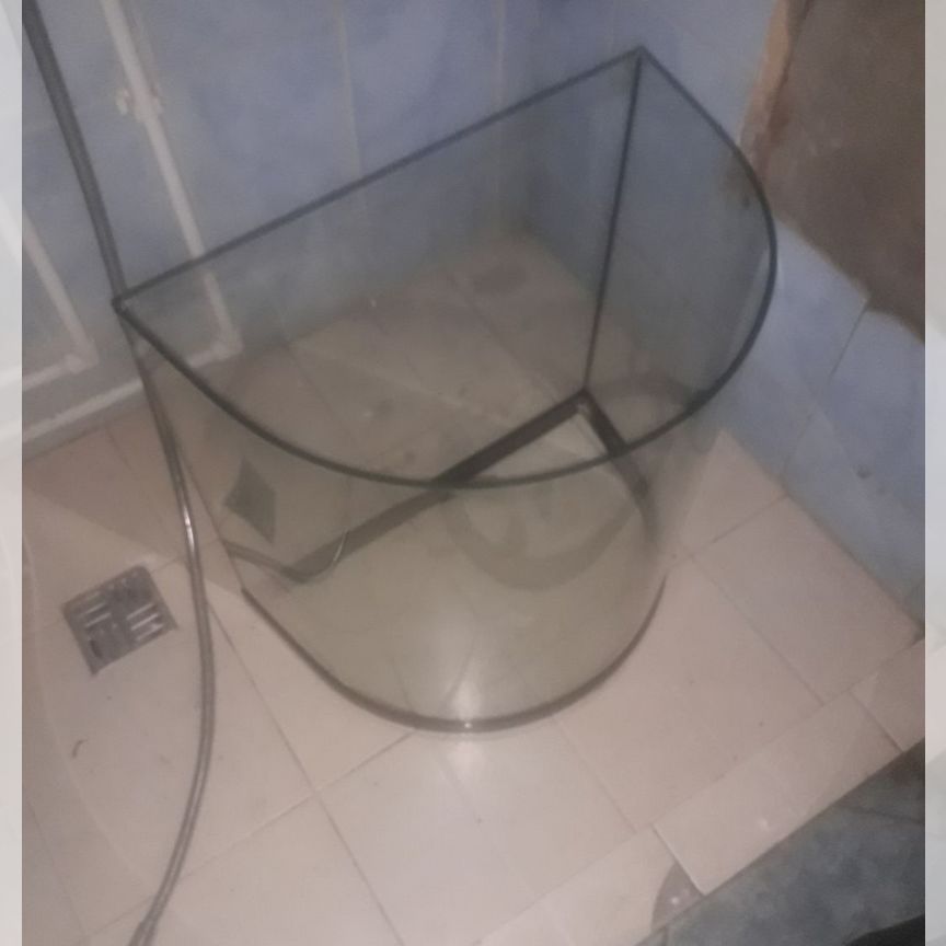 Аквариум 30 40 литров состояние отличное